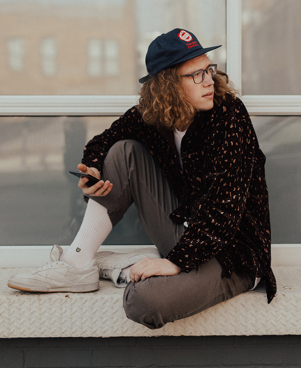 team-photo-male-2-flatsome – Grand Management Services